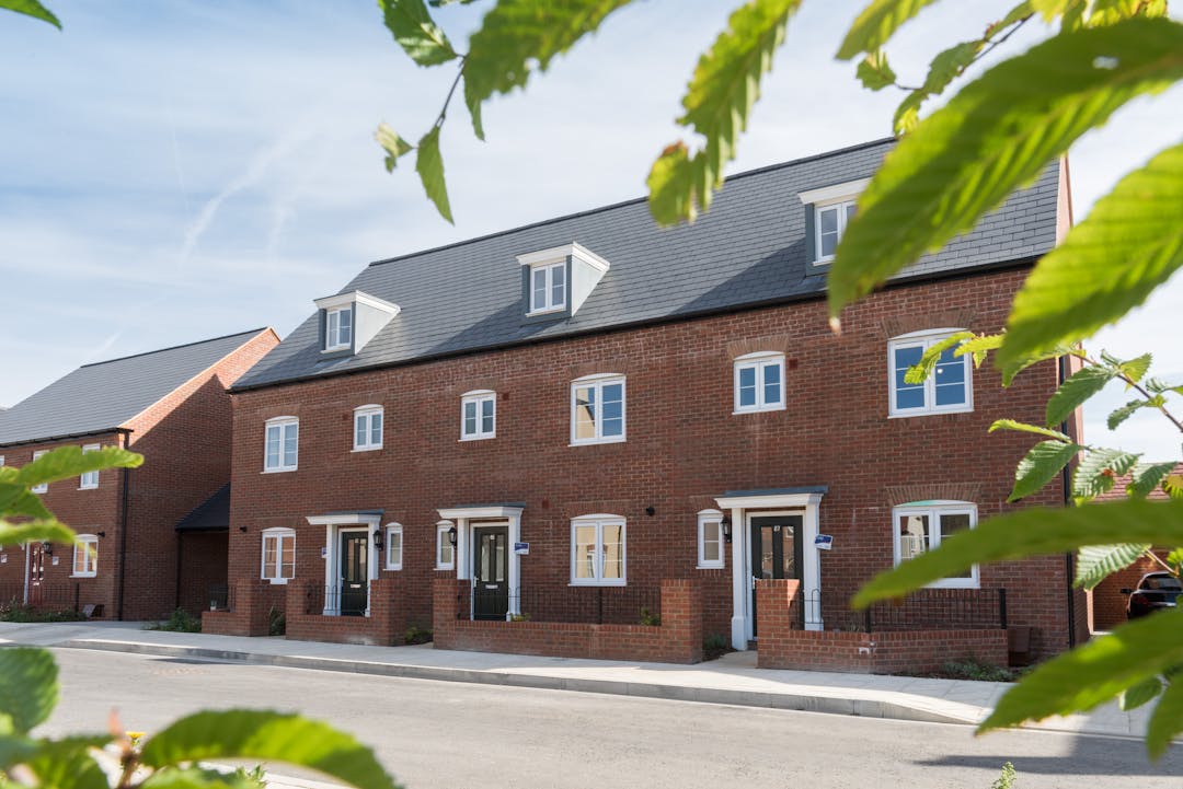 Uxbridge | Settle Connect