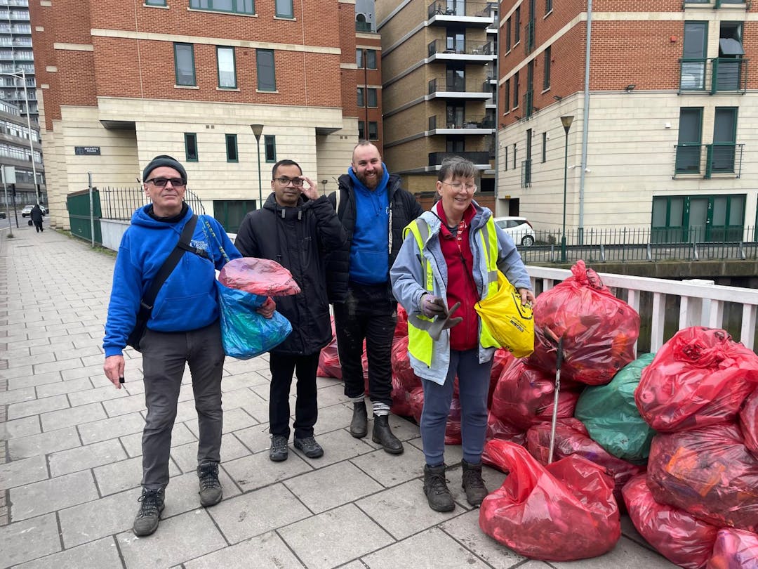 Litter Picking Action Day - River Roding | Let's Talk Redbridge